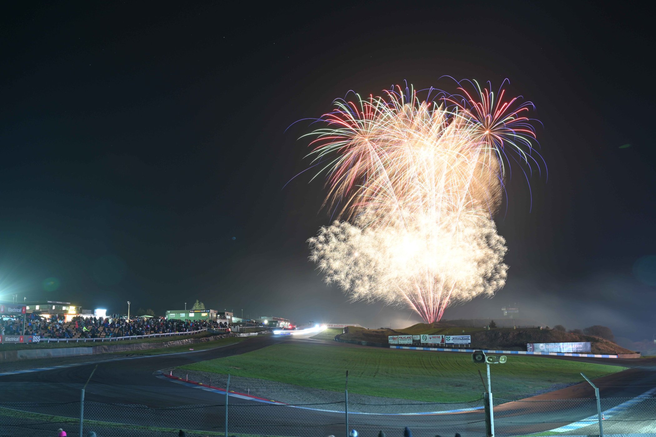 LIVE-ACTION FAMILY EVENT WITH FIREWORKS at Knockhill