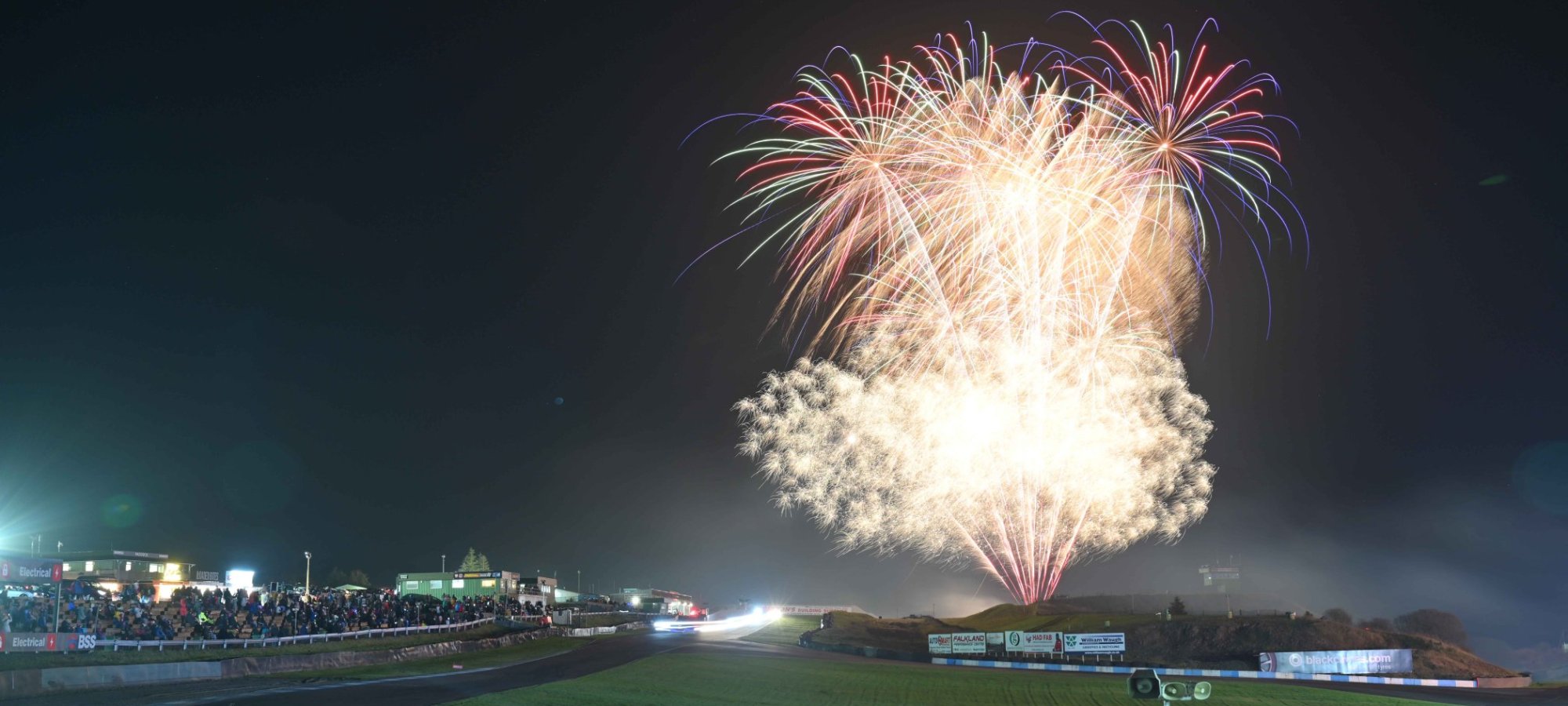 LIVE-ACTION FAMILY EVENT WITH FIREWORKS at Knockhill