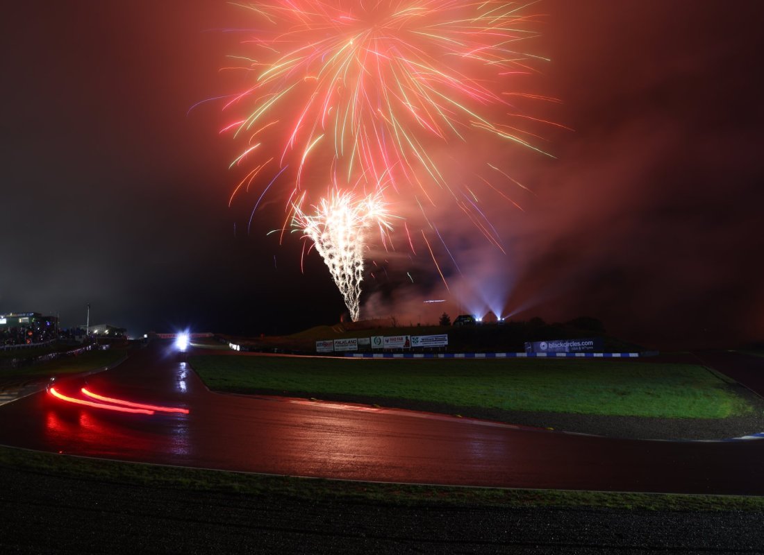 LIVE-ACTION FAMILY EVENT WITH FIREWORKS at Knockhill